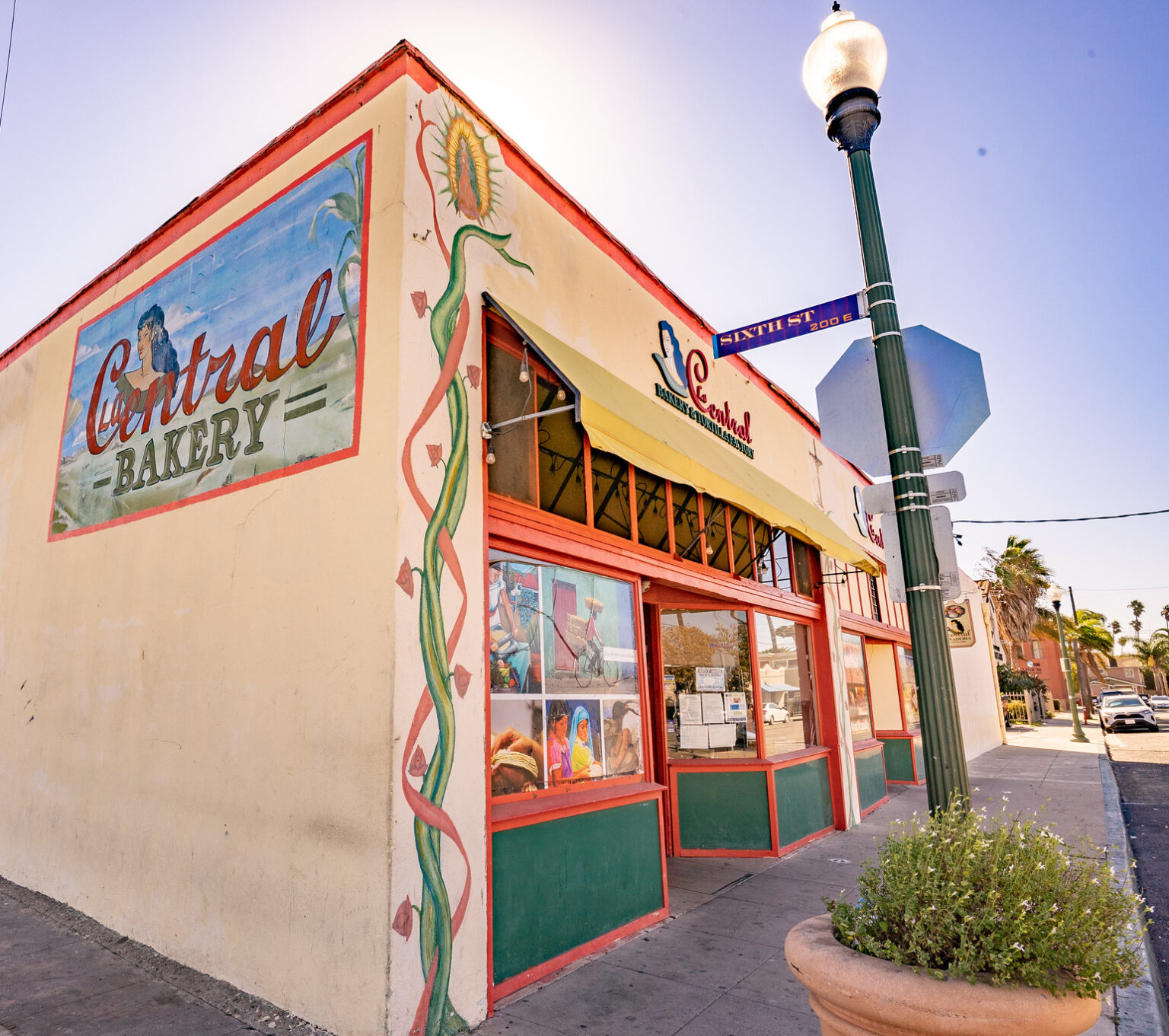 Doing Business - Downtown Oxnard